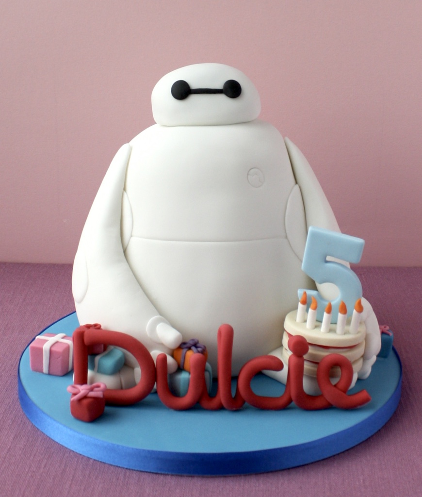 How to make a Baymax Birthday cake. Big Hero 6