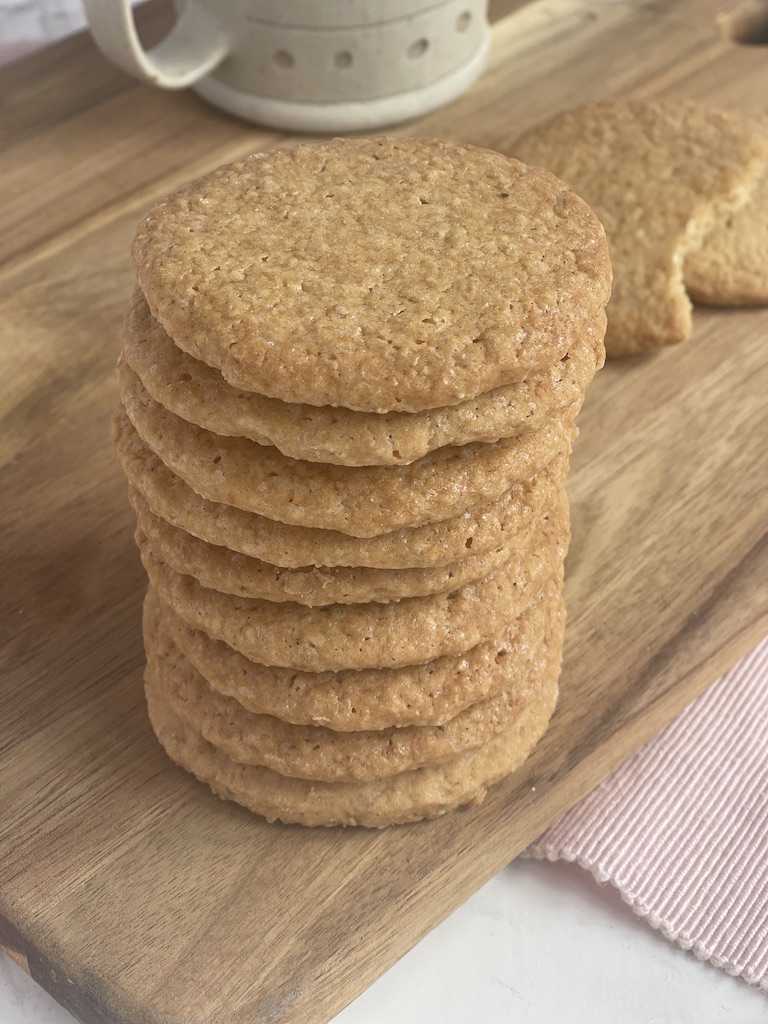 Deliciously Vegan: How to Make Digestive Biscuits That Taste Just Like ...